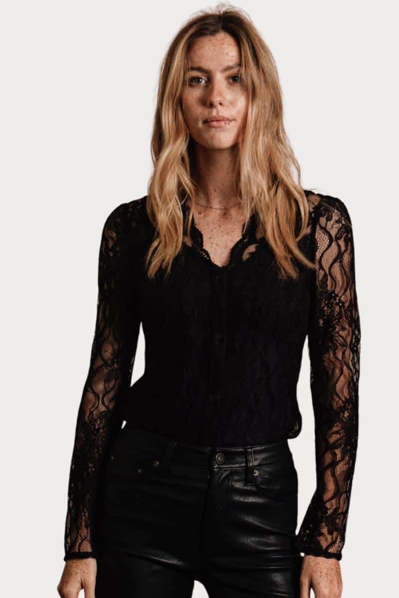 Bring the Whimsigothic Trend into your Personal Style